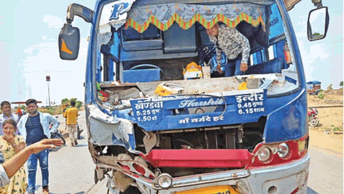 Khandwa News: खंडवा जिले में बसों की रफ्तार पर नहीं लग पा रही लगाम जानलेवा लापरवाही