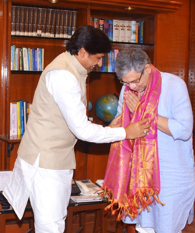 Indore Manmad Railway Line: नए रेल मंत्री तक पहुंचा इंदौर-मनमाड़ रेल ...