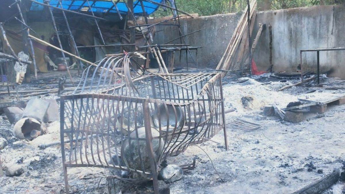 Kanker: आगजनी में दो चिकन शाप जलकर हुआ खाक, जानबूझकर दुकानों को आग के ...