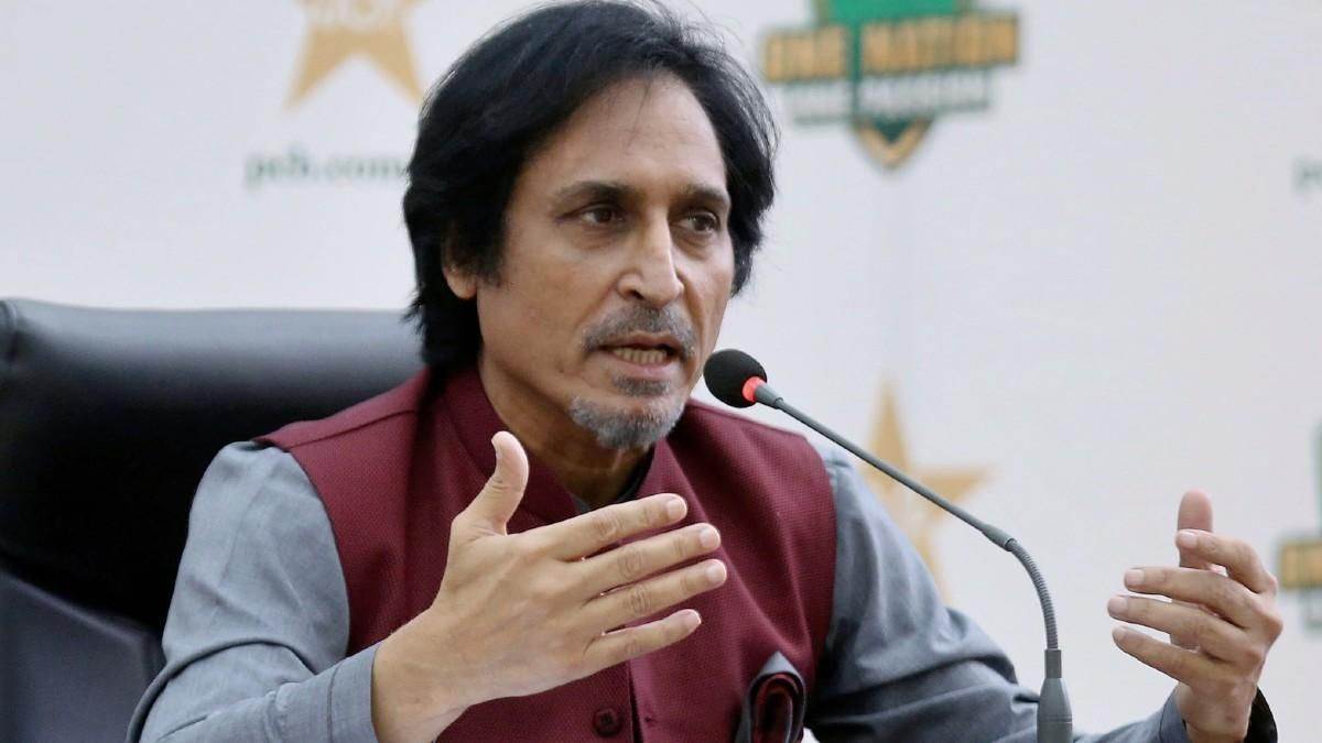 Ind Vs Pak ‘भारत ने आखिरी के 10 ओवर में खराब खेलकर पाकिस्तान पर एहसान