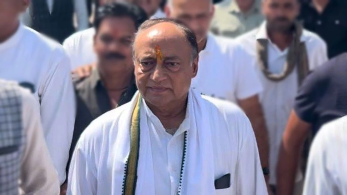 Laxman Singh: कांग्रेस ने दिग्विजय सिंह के भाई लक्ष्मण सिंह को 6 साल के लिए पार्टी से निकाला