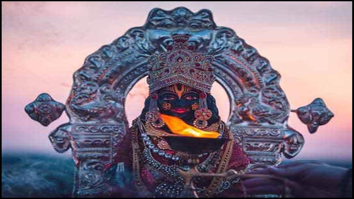 Kali Chaudas 2022: जानें कब है काली चौदस, क्या है धार्मिक महत्व, इन दिन ...