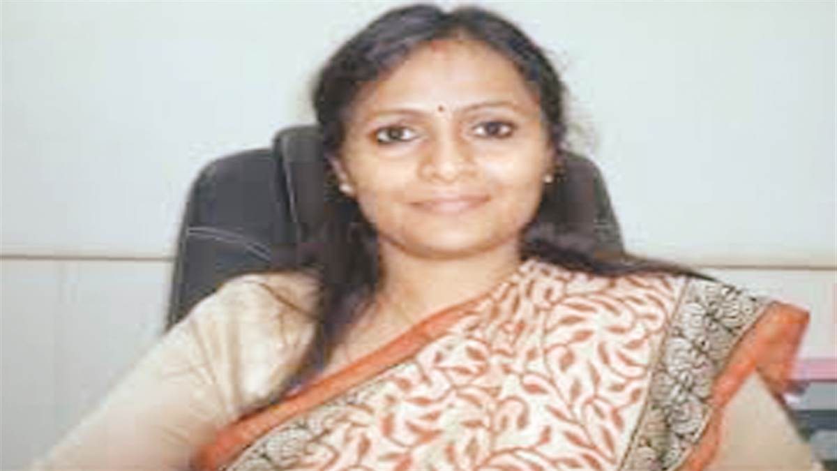 छत्तीसगढ़ की आइएएस अधिकारी रानू साहू का विवादों से रहा है नाता ...