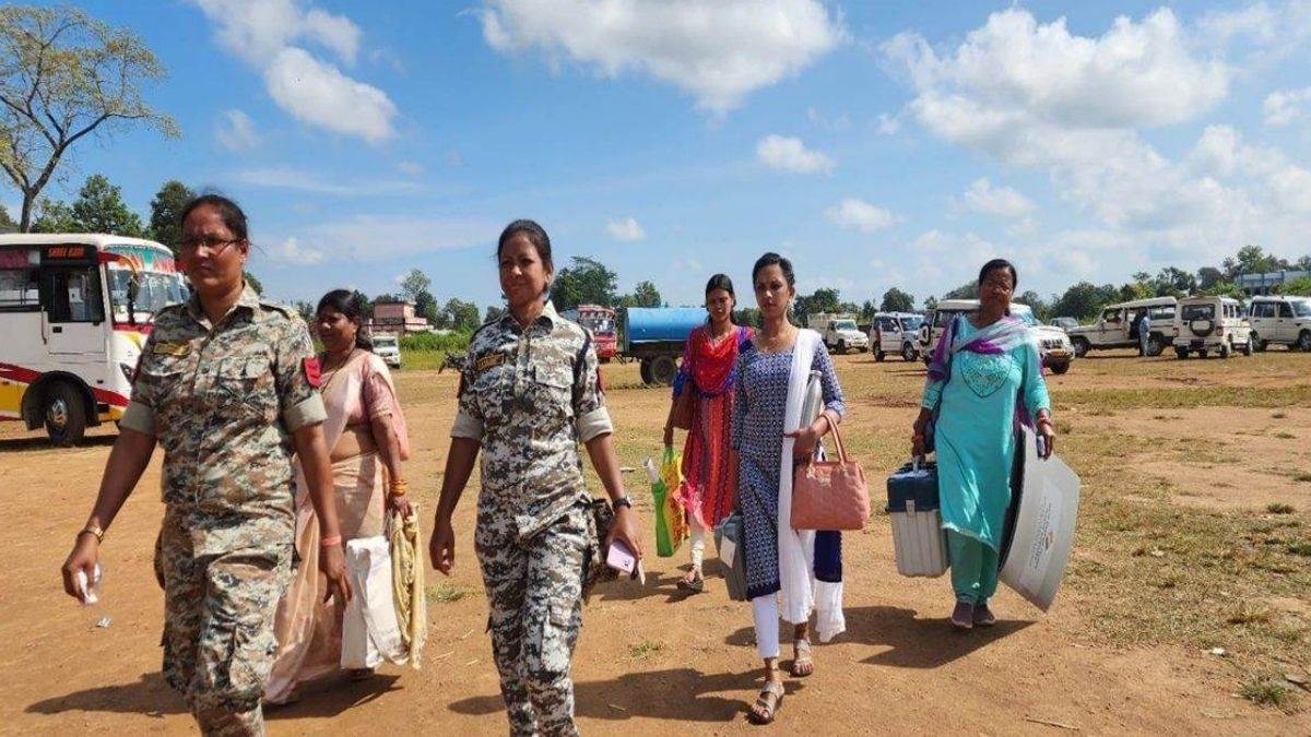 MP Election 2023: मतदान के दिन विशेष पुलिस अधिकारी बनेंगे अतिथि शिक्षक ...