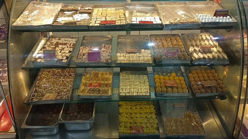 Sweet of Gwalior: सोना-चांदी बदाम लड्डू शरीर की रोग प्रतिरोधक क्षमता ...