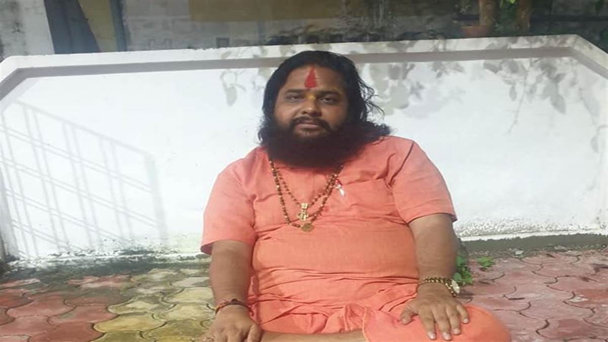 Indore Crime News: इंदौर में राधे- राधे बाबा को अनजान नंबर से मिली धमकी ...