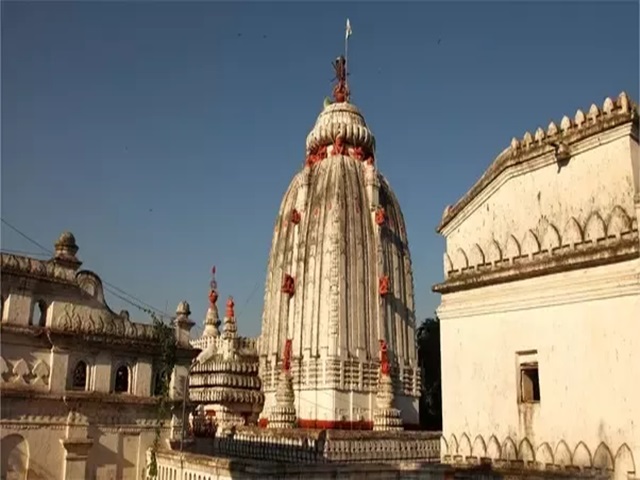 दूध पर जिंदा रहने वाले महंत के नाम पर पड़ा दूधाधारी मठ, 500 साल पुराना ...