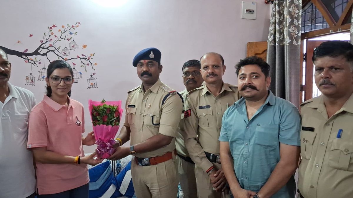 छिंदवाड़ा की बेटी प्रिया मालवीय ने किया नाम रोशन, बनीं भारतीय वायुसेना ...