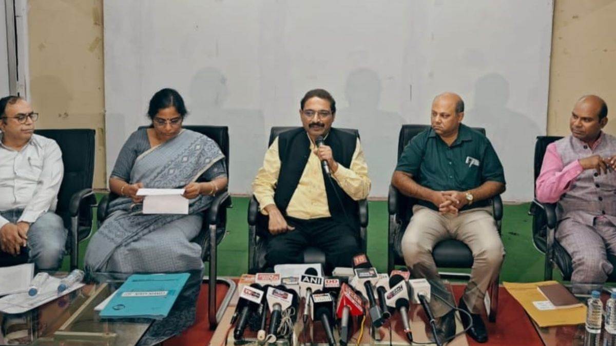 MCU Convocation Ceremony: एमसीयू दीक्षांत समारोह में उपराष्ट्रपति ...