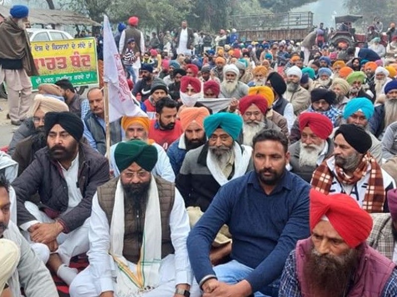 Kisan Protest : आज देश भर के जिला मुख्‍यालयों पर किसान करेंगे अनशन और ...