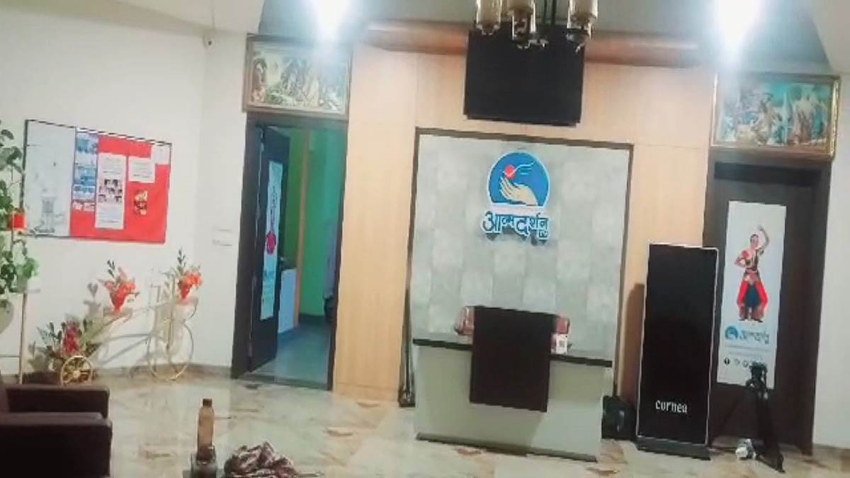 Indore Crime News: चड़्डी-बनियान गिरोह ने गार्ड को बंधक बना डकैती डाली ...