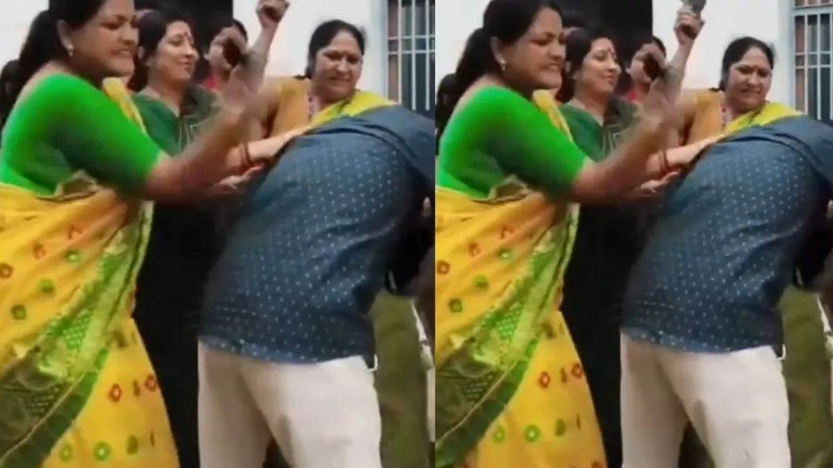 Agra News: BJP कार्यकर्ताओं को अश्लील वीडियो भेजने वाले की पिटाई, महिला मोर्चा ने सैंडल सिर पर ...