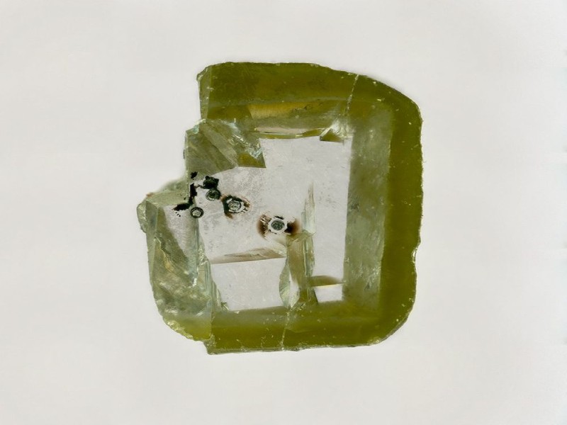 Davemaoite: जमीन में 660 किमी अंदर मिला दुर्लभ डायमंड, वैज्ञानिकों को ...