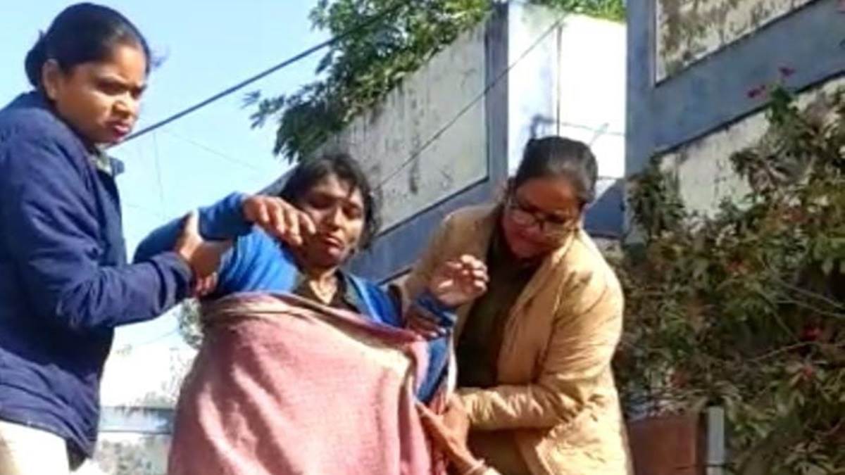 Harda Crime News: नर्मदा पुल से कूदी महिला, पुलिस और तैराकों ने बचाया ...