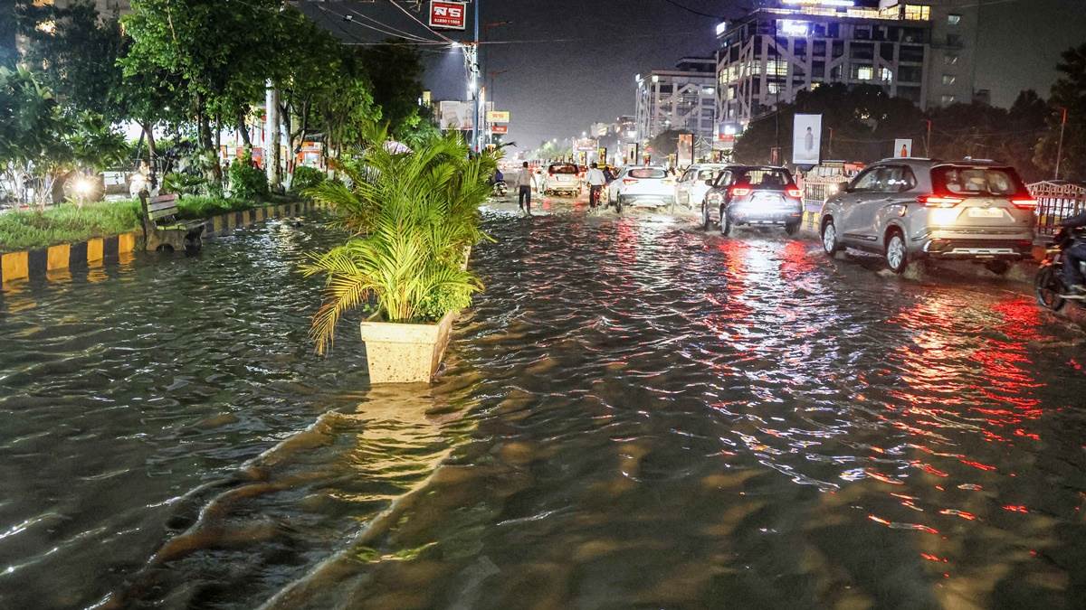 Rain in Indore: इंदौर में आज शाम तक तेज बारिश की संभावना - Rain in ...