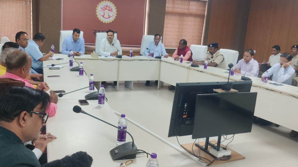 Khargone News: मुस्लिम समाज का फैसला… किसी भी आयोजन में नहीं बजाएंगे ...