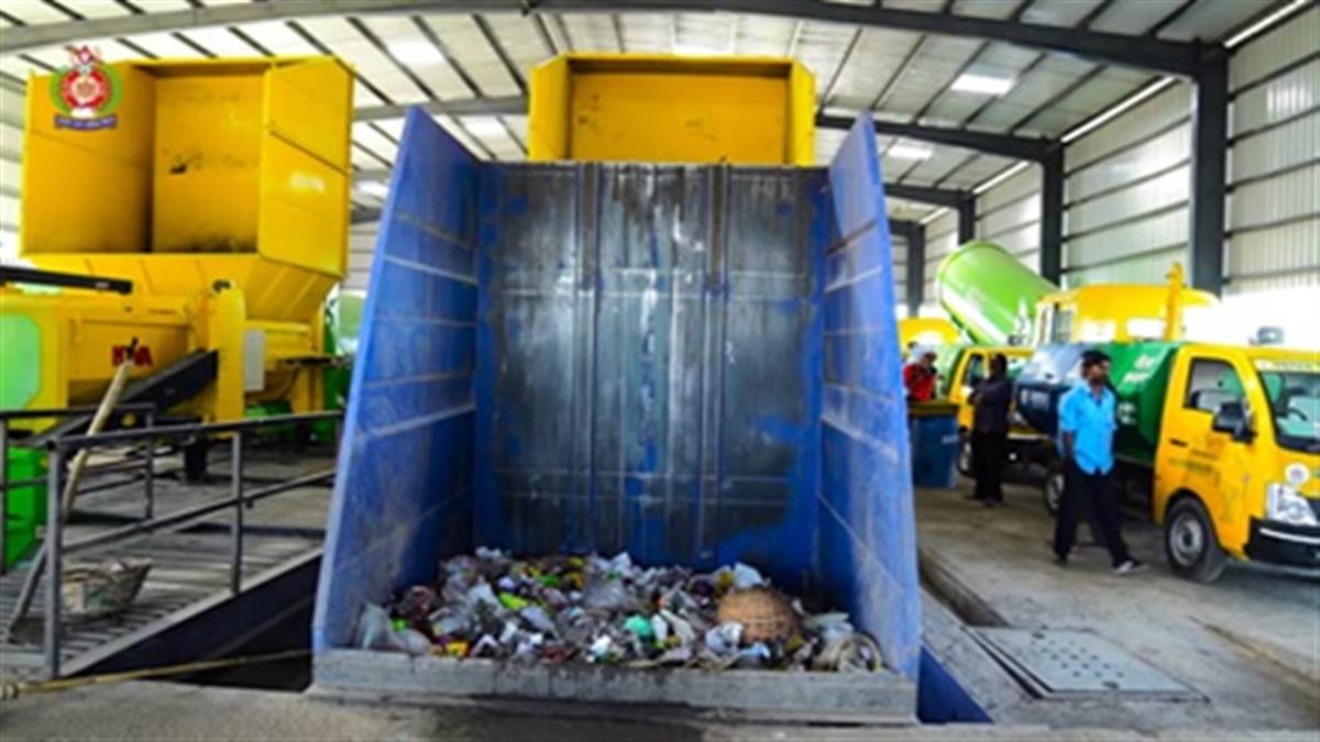 Indore News: स्वावलंबी बन अब बेहतर जीवन जी रहे इंदौर के रैगपिकर्स