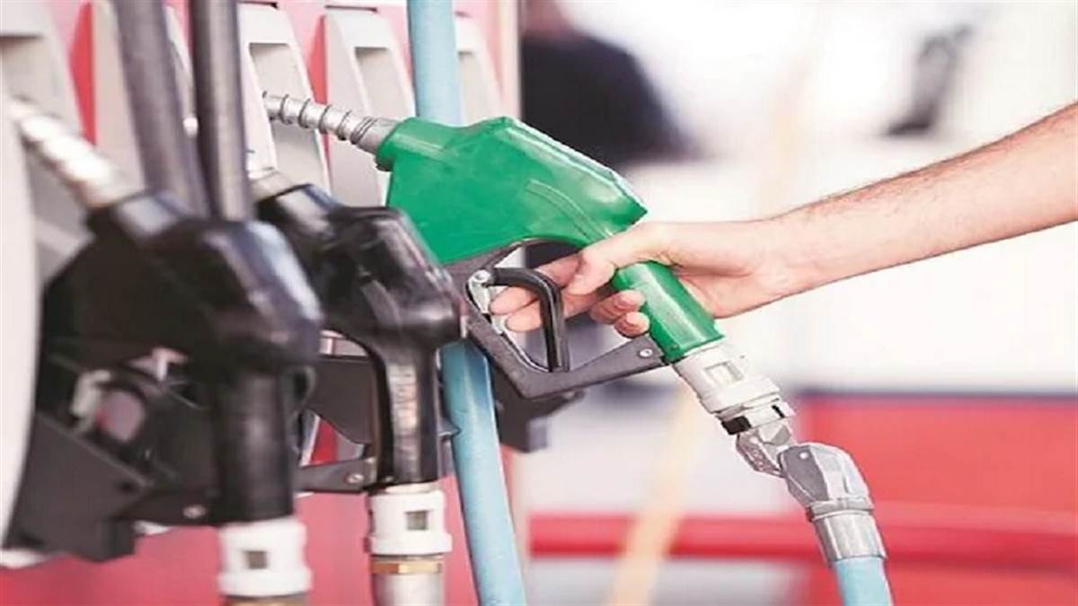 Petrol Diesel Price Today Indore: इंदौर में चार महीनों बाद पेट्रोल डीजल ...