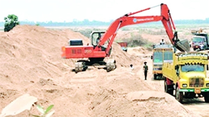 Raipur News: तीन साल बाद छह रेत घाटों के लिए दो निविदा एक टेंडर में तीन ...