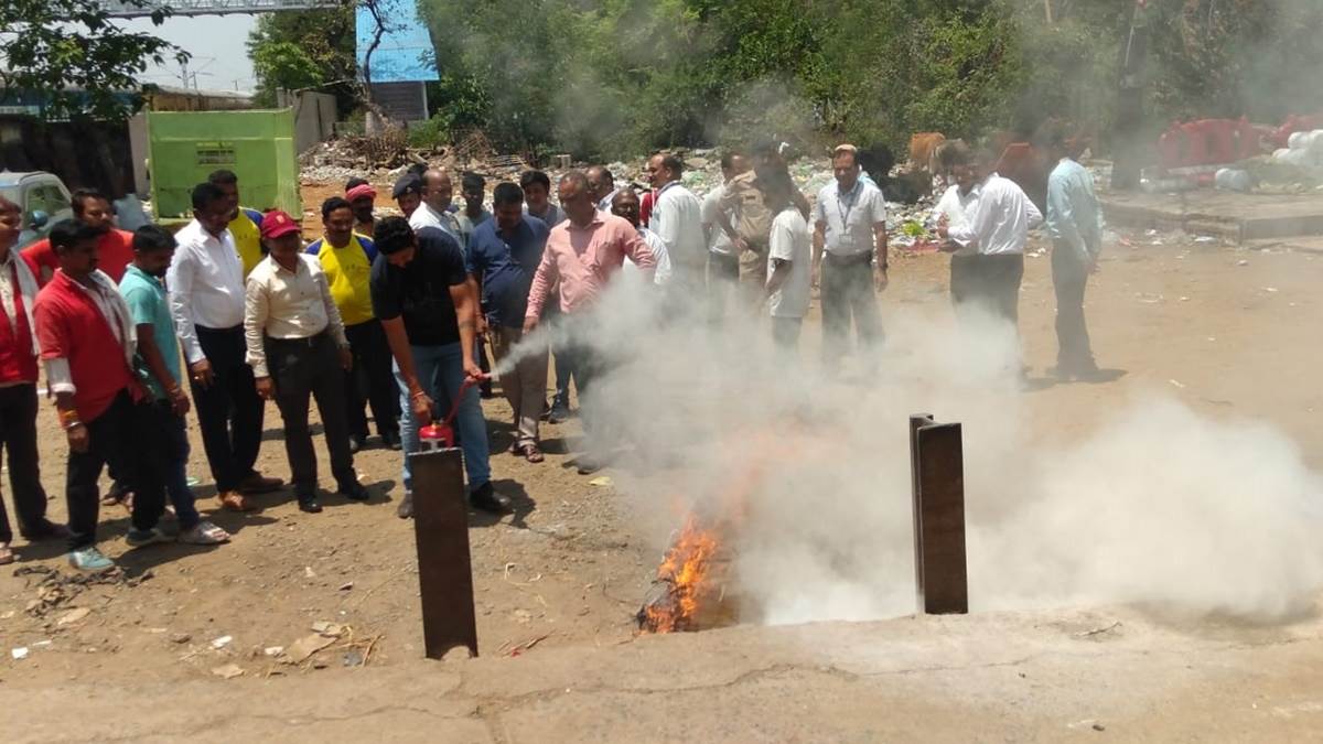Bilaspur Railway News:रेलवे में सात दिन का अग्नि सुरक्षा अभियान ...