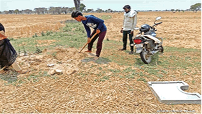 Open Bore Wells News: बोरवेल ऐसे बंद करवाएं कि फिर कभी न खुल पाएं ...