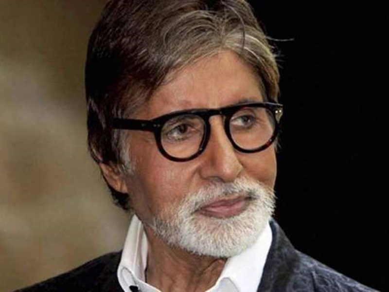 Amitabh Bachchan Health Update: अमिताभ बच्चन ने हॉस्पिटल से फैंस को ...