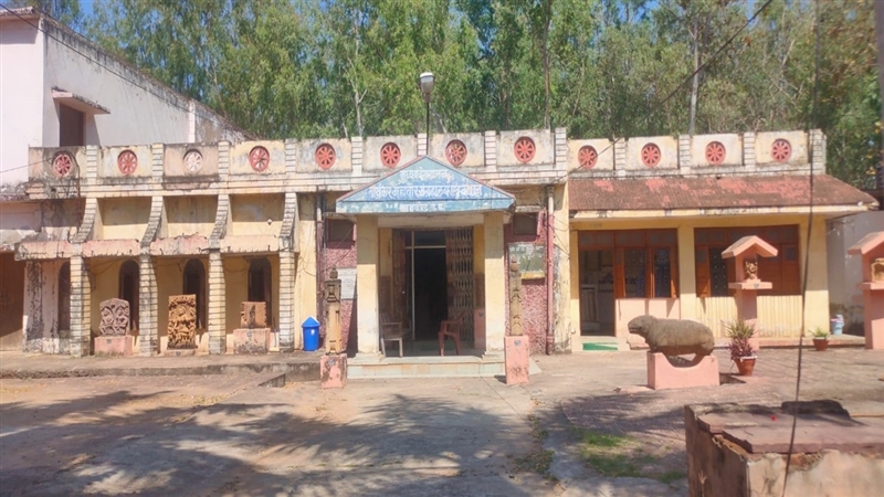 Shahdol News : तीर्थंकर महावीर पुरातत्व संग्रहालय में सात सालों से न ...