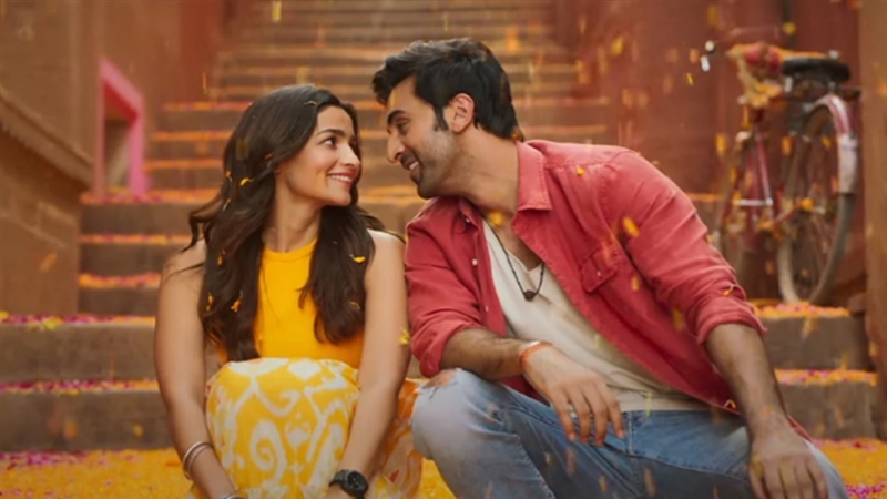Kesariya Song Release: ब्रह्मास्त्र फिल्म का पहला गाना हुआ रिलीज ...