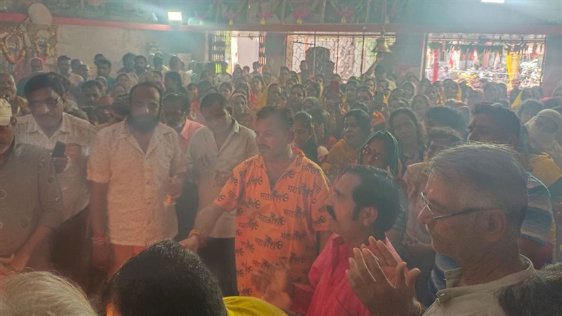 Raipur News: राम सा पीर का श्रद्धालुओं ने किया दुग्धाभिषेक, महाआरती में ...