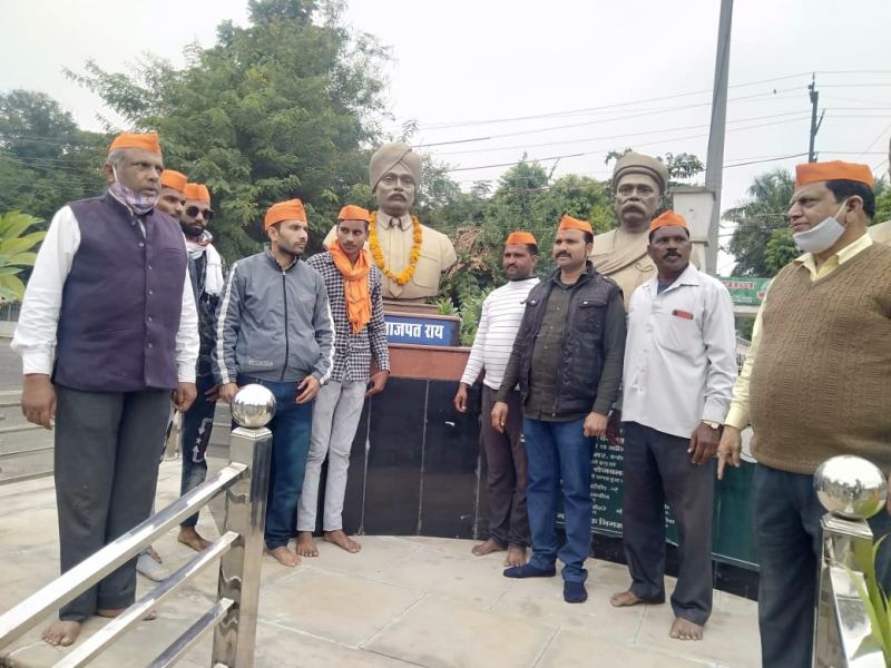 हिंदू महासभा ने निकाली रैली, लाला लाजपत राय की प्रतिमा पर किया ...