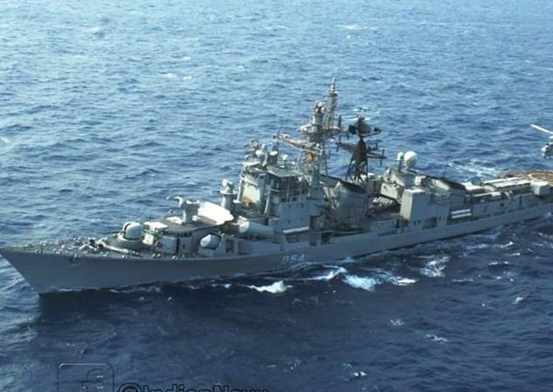 मुंबई में वॉरशिप INS Ranvir के कंपार्टमेंट में विस्‍फोट, भारतीय नौसेना ...