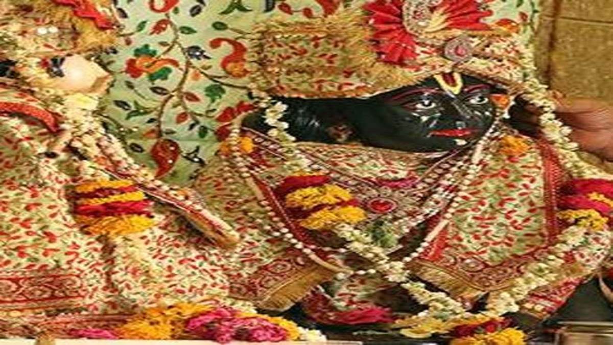 Ram Mandir In Indore: इंदौर के 300 साल पुराने मंदिर में होते हैं प्रभु ...