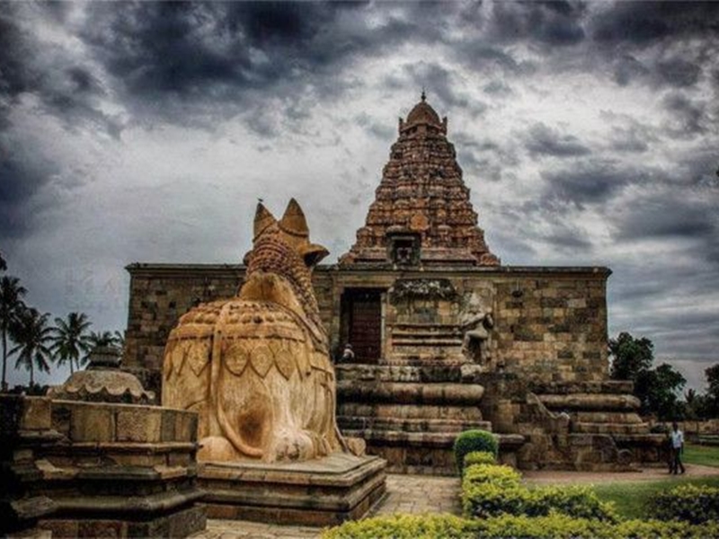 Nandi in Shiva Temple: पढ़िए भगवान शिव के नंदी की कहानी, क्यों दिया था ...