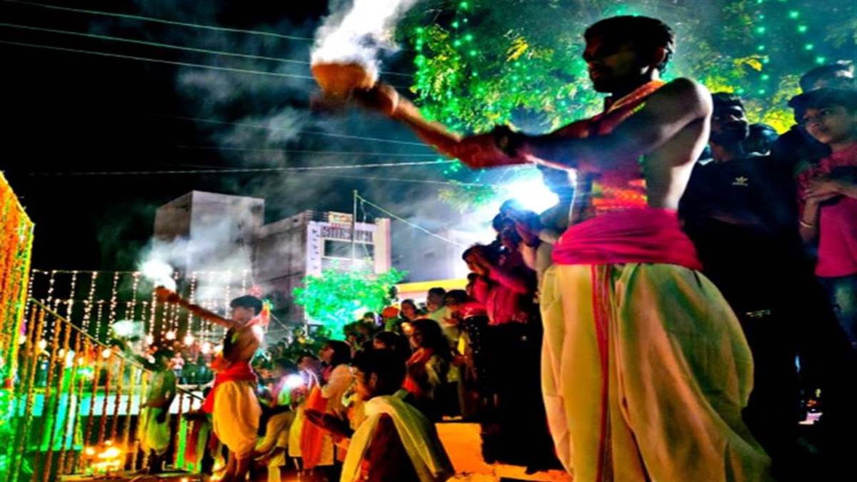 Rajgarh News: अजनार नदी पर दिखा गंगा, शिप्रा, नर्मदा घाट जैसा नजारा