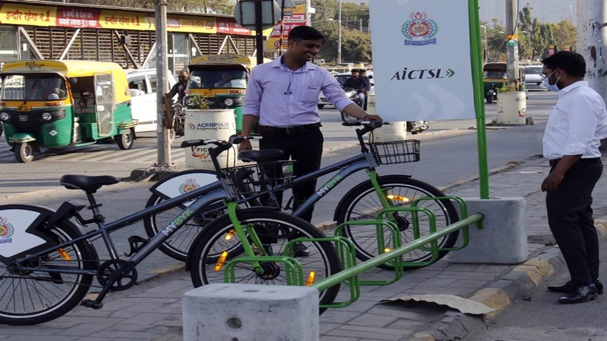 Indore News: इंदौर को भा रही साइकिल से यारी, किराये की साइकिल का चलन ...
