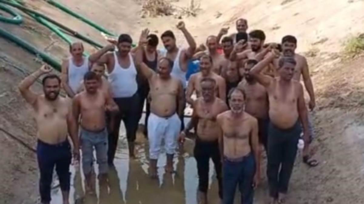 Harda News: सिंचाई के लिए पानी न मिलने से किसान आक्रोशित, नहर में ...