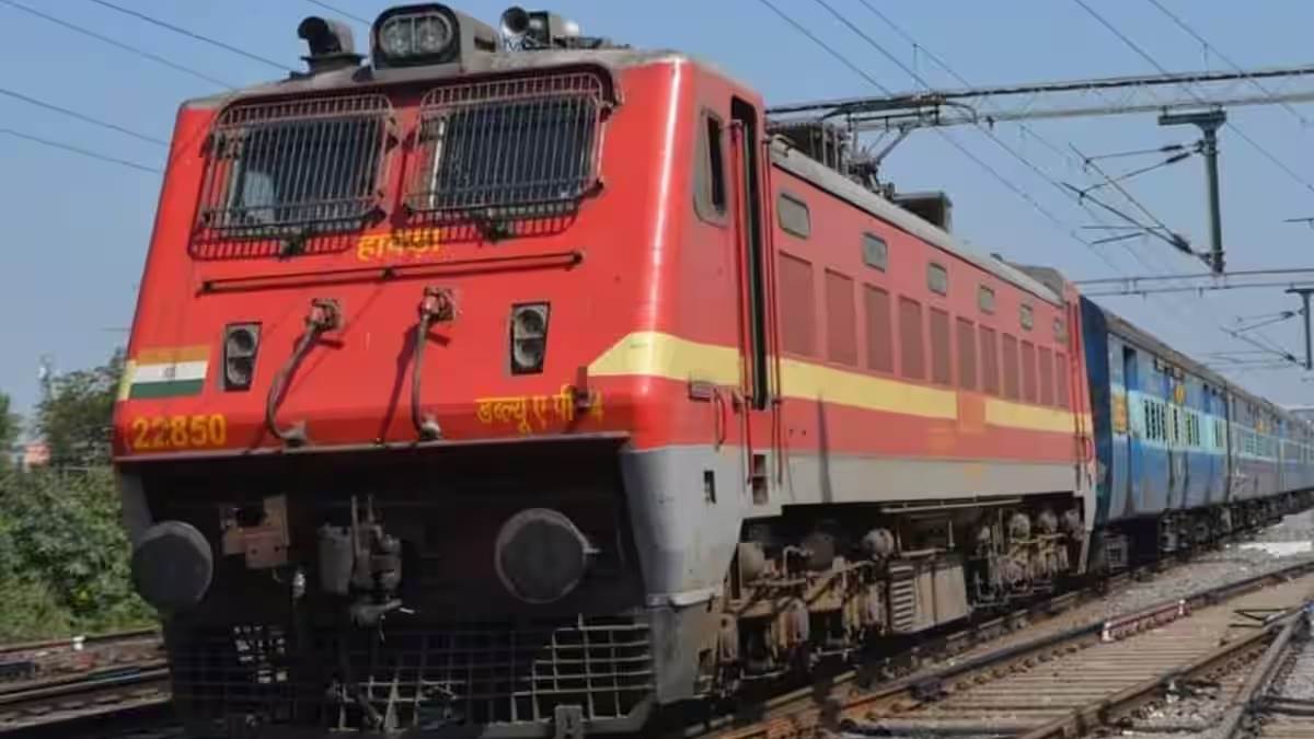 Jabalpur Railway Division: रेलवे ने बढ़ाए 54 ट्रेनों के नए स्टापेज, 40 ...