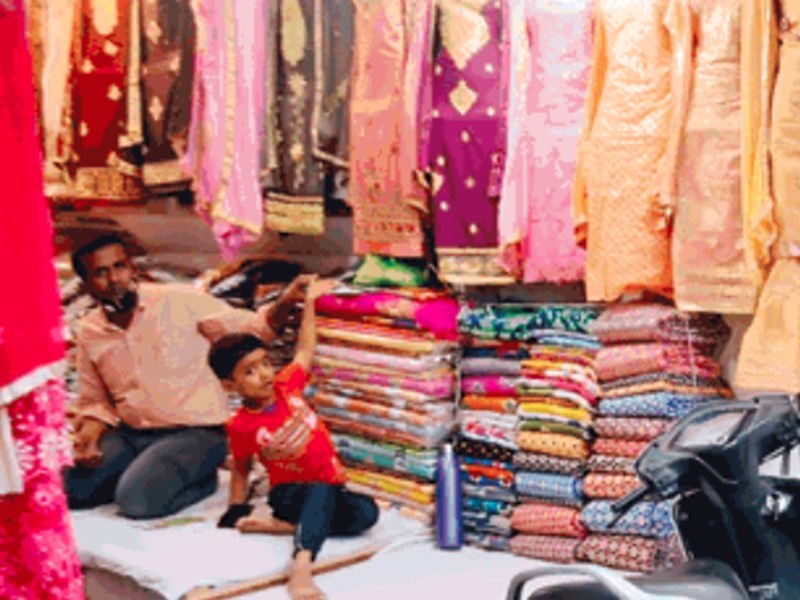 Cloth Market Bhopal : बसें नहीं चलने से कपड़ा व्यापार 80 फीसद ठप