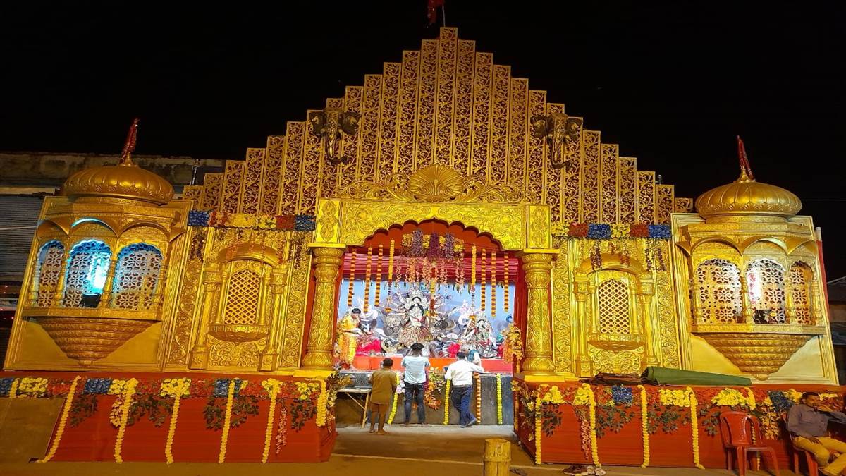 Korba Navratra News: दुर्गा पंडाल बनें आकर्षण का केंद्र, नवरात्र का ...