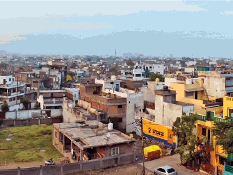 Land Mafia : इंदौर में हजारों घर, श्मशान और सड़क भी खा गए भूमाफिया