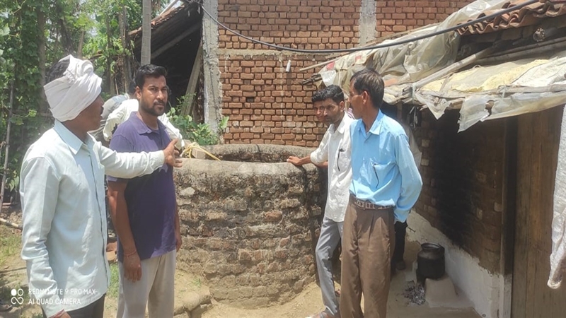 Balaghat News : कुएं में मिले दो शव, साली की शादी में आया था जीजा - crime Two dead bodies found ...