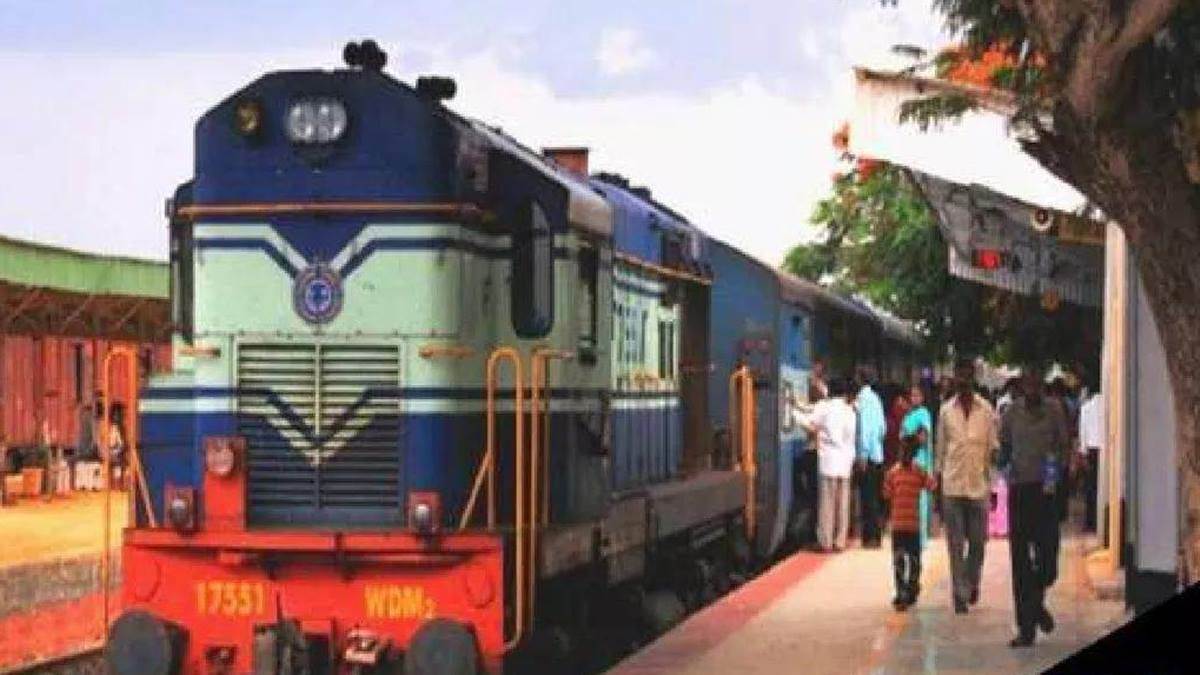 IRCTC: आठ ट्रेनों से हटी पेंट्रीकार की सुविधा रेलवे दोबारा नहीं कर सका ...