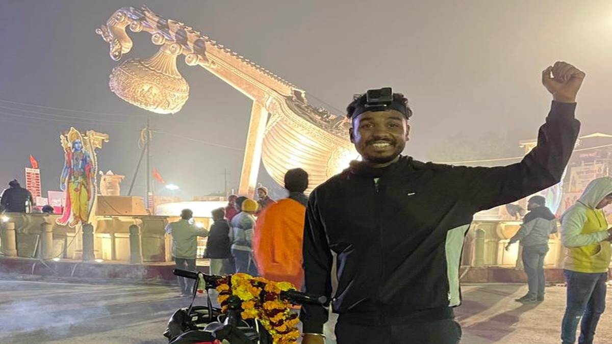 Shahdol To Ayodhya : शहडोल के नमन राजपूत साइकिल से पहुंचे अयोध्या, राम ...