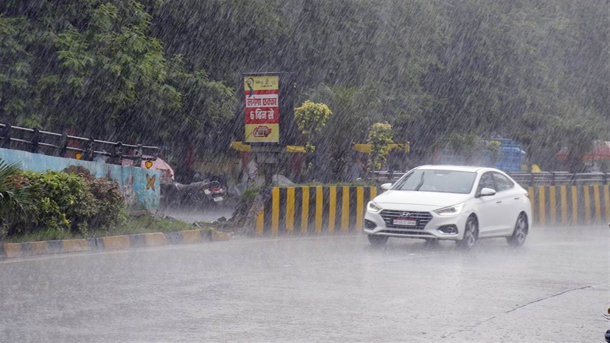 MP Weather Alert: मध्‍य प्रदेश के विभिन्न जिलाें में रुक-रुककर वर्षा का ...