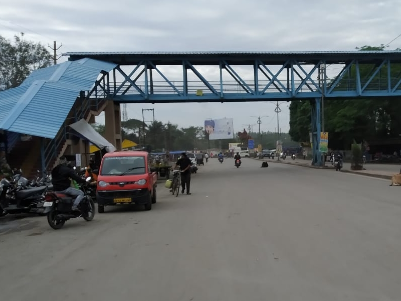 Bilaspur News: काम नहीं आया कोरबा में 70 लाख की लागत से बना फुट ओवर ...