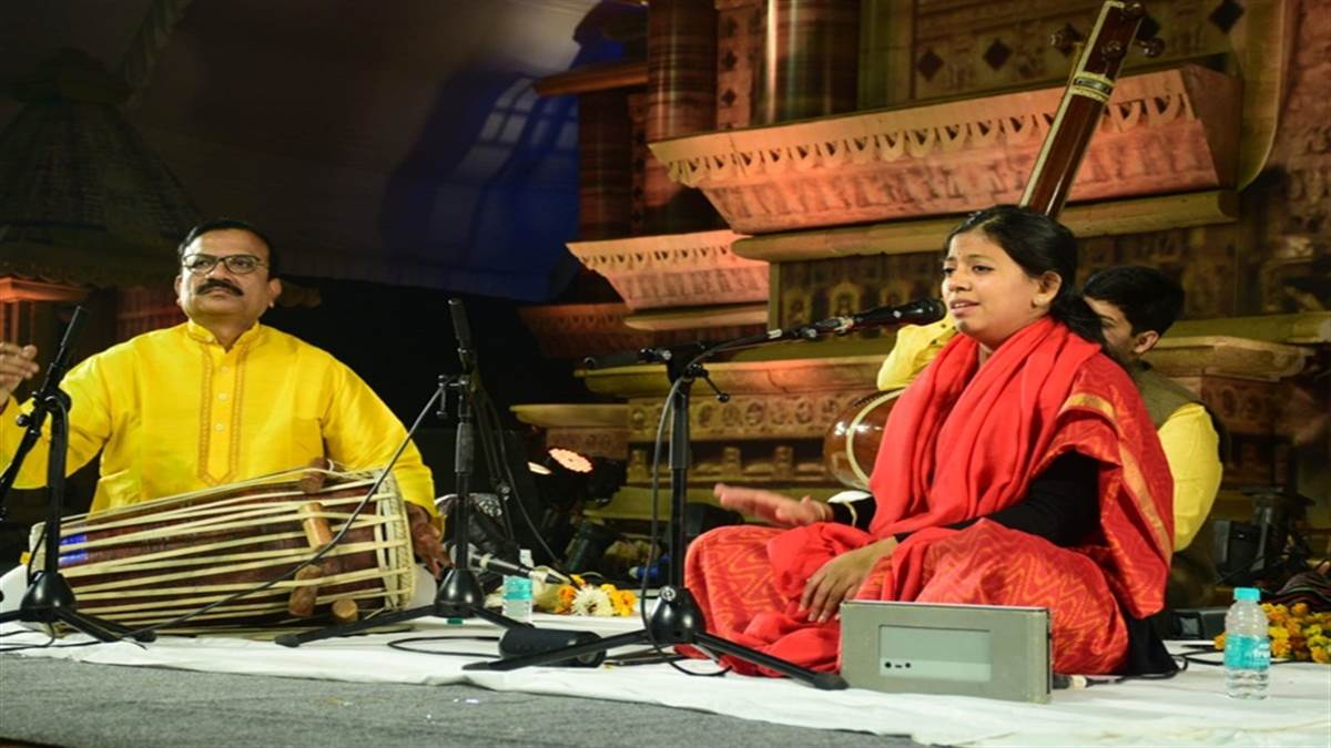 Tansen Celebration 2022: पिता पुत्र की अलौलिक जुगलबंदी से सर्द रात में ...