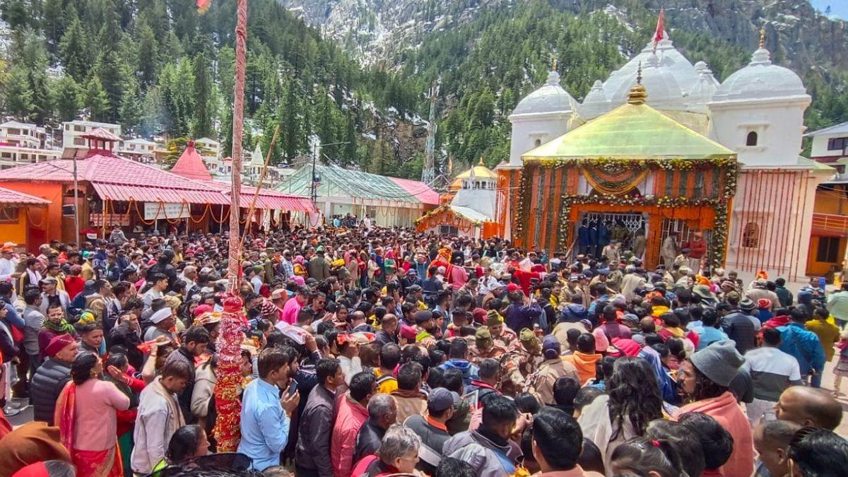 Chardham Yatra 2023: गंगोत्री व यमुनोत्री के कपाट खुले, शुरू हुई चारधाम ...