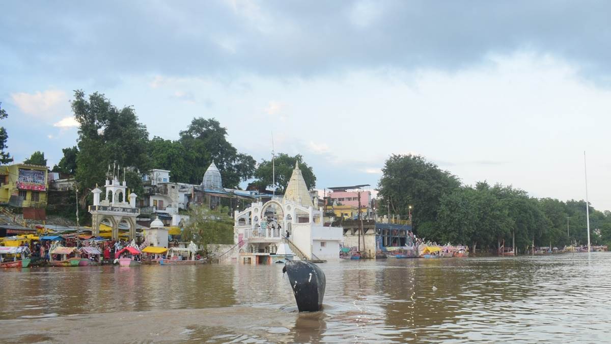 Jabalpur Weather: सोमवार को धूप के बाद आज सुबह से बादलों का डेरा, हो ...