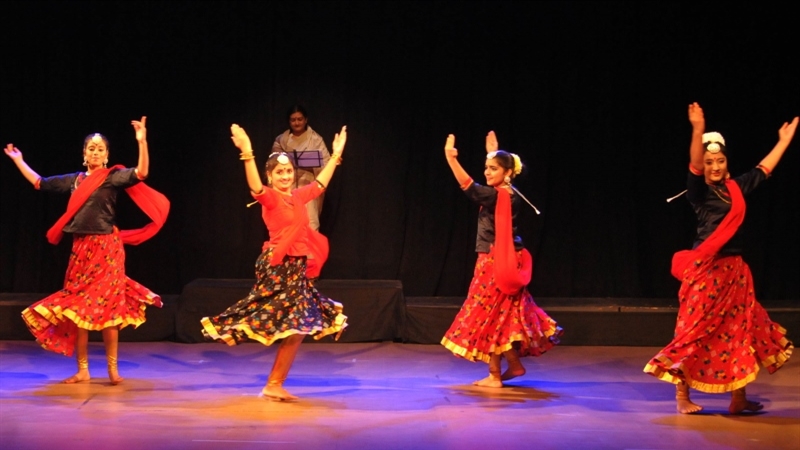 Bhopal News: मंच पर नृत्य नाटिका के जरिए दर्शाई सुर साम्राज्ञी लता की ...