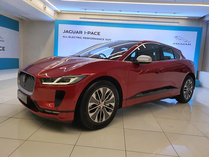 Electric Car: भारत में लांच हुई Jaguar की पहली इलेक्ट्रिक कार, सिर्फ 15 ...